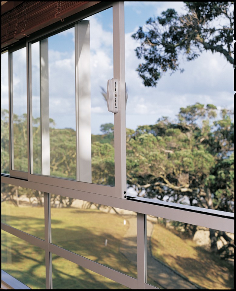 Nebulite® - Sliding Windows